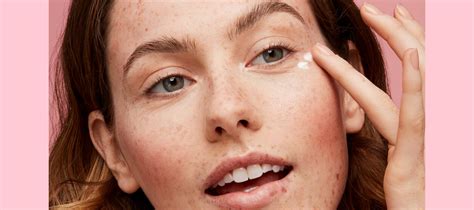 How To Use Retinol Skincares Hero Ingredient For Radiant Skin