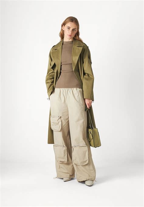 mm6 maison margiela japanese crossbody taška cez plece kaki