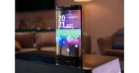 Tcl Csot Launches Two Flexible Displays At Ces 2021 Re Defining Standards For Portable Devices