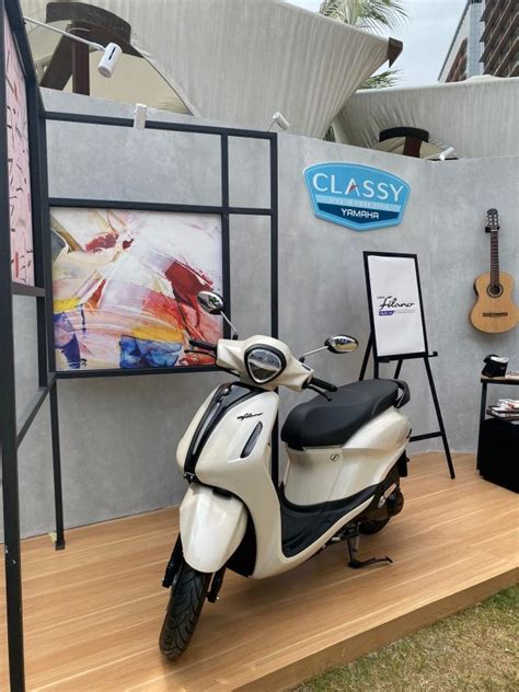 Konsep Desain Yamaha Grand Filano Hybrid Connected Terinspirasi Tren