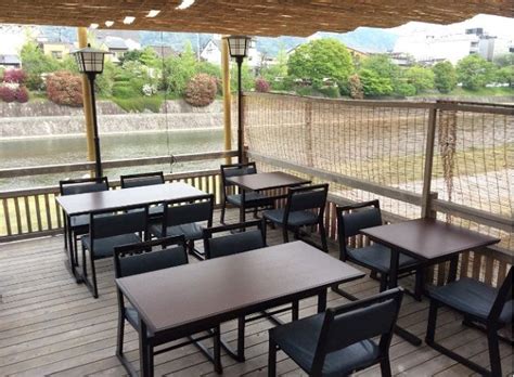 京都・先斗町で川床料理！夏に涼しいおすすめのディナースポット