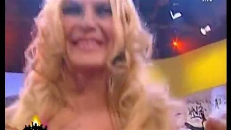 Tv Crossed Legs Upskirt Compilation Porn Videos