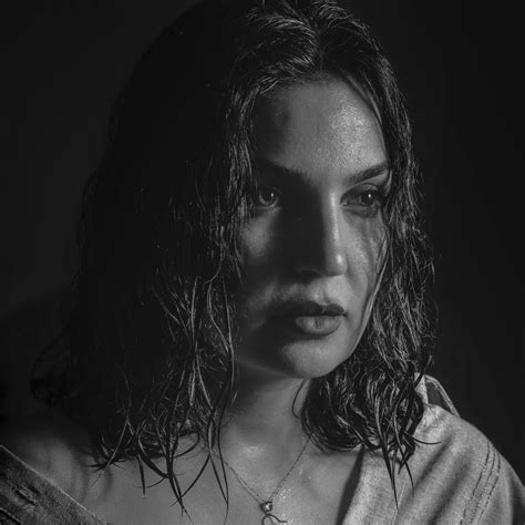 عید پاک Սուրբ Զատիկ مهم‌ترین جشن مسیحیانه که به رستاخیز حضرت مسیح بعد