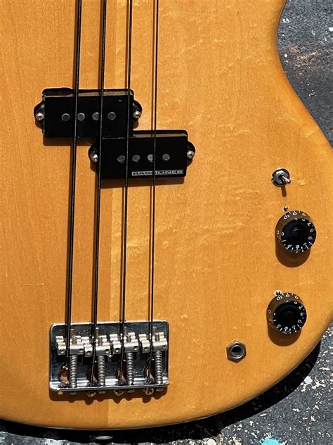 Kramer Guitars Dmz4001 Bass 1980 Natural Finish Bass For Sale Guitarbroker