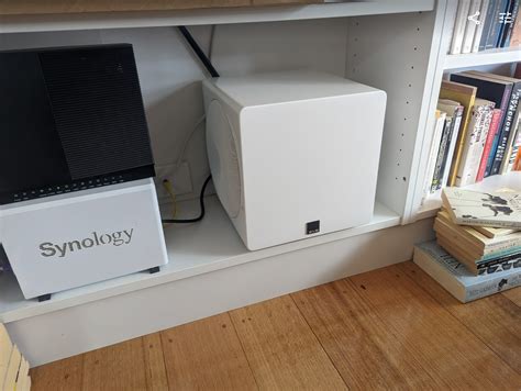 Bookshelf Speakers Actually On A Bookshelf To Fill Room Speakers Soundbars And Subwoofers