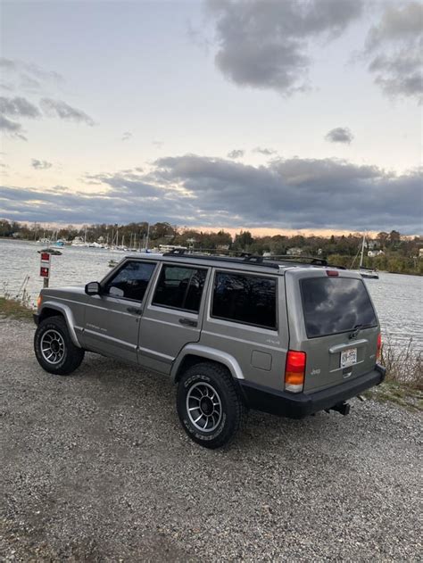 Got A Hotwheels To Match My Xj Love It Comment Thoughts And If