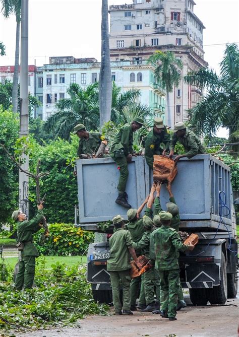 Cierto Joven Poetisa “fidel Es Un Sentimiento” Audio Presidencia