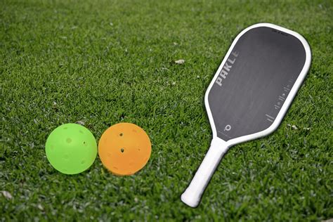 Can You Play Pickleball On Grass Pakle Pickleball Company