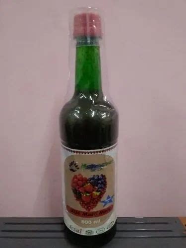 Sovam Mix Fruit Herbs Berry Juice Packaging Size 1000 ML Packaging