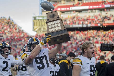 Postgame Iowa Vs Nebraska The Daily Iowan
