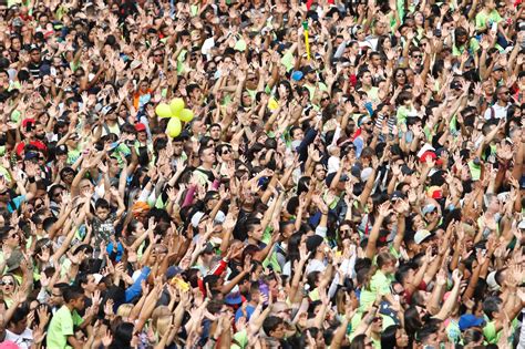 Fotos Marcha para Jesus reúne multidão e espera até 2 milhões de fiéis