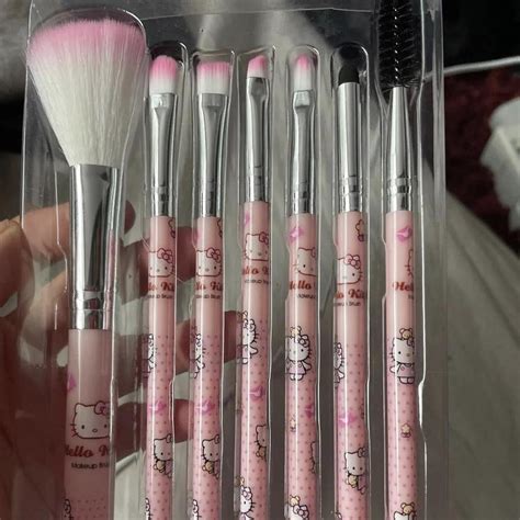 Hello Kitty Mini Makeup Brushes ⭐️ 7 Piece Brush Set Depop