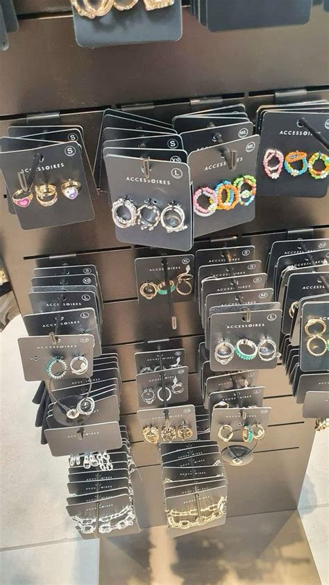 Eda Adl Kullan C N N Df Accesory Panosundaki Pin Vintage Tak Lar Tak Lar Makyaj