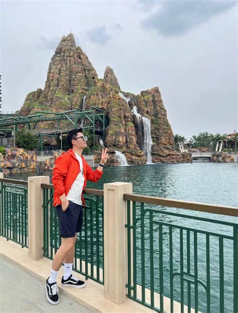 四川宇先生24 27珠海 on Twitter RT hunterwain 春运了这么久养精蓄锐两个月了好想被抽干一次射的你