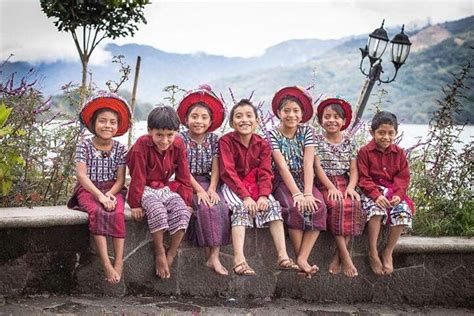 Niños Guatemala Guatemalan clothing South american textiles Guatemalan textiles