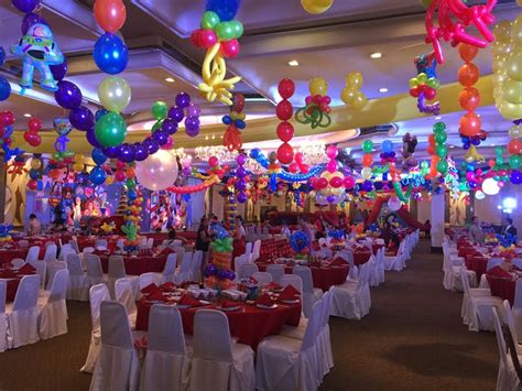 Как красиво украсить зал шарами Шароварня