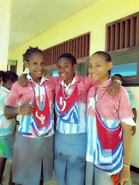 Dengar Kelulusan Cewek Cewek Sma Papua Di Dihiasi Baju Dengn Bintang Kejorah Gp Pb News