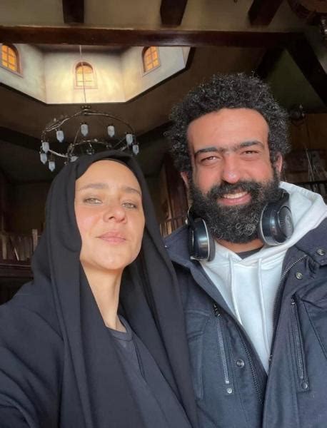 نيللي كريم بملابس شخصيتها في ”عملة نادرة” فن النهار