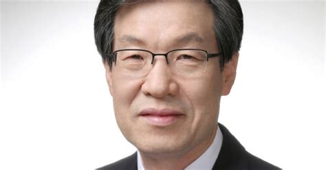 권오준 전 포스코 회장 “철강 산업 핵심 과제는 원전 통한 전력 확보”