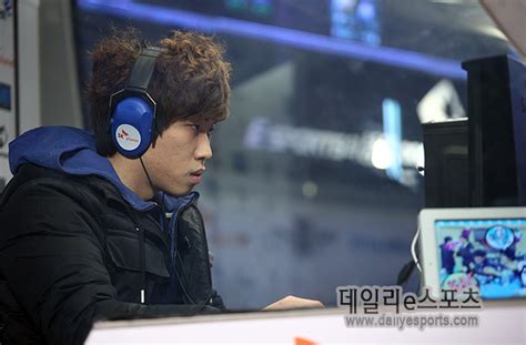 프로리그 Sk텔레콤 이승석 공중 장악하며 송병구에 설욕 2 0
