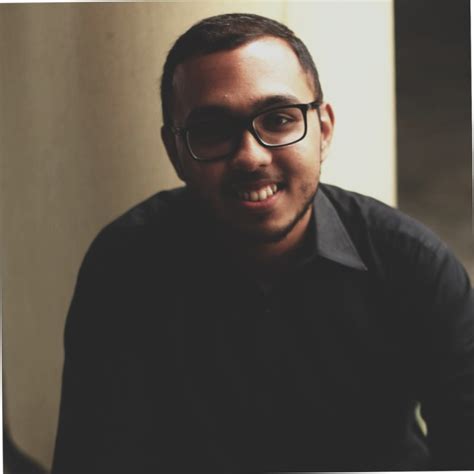 Moiz Khan Senior Associate Content Daraz Alibaba Group Xing