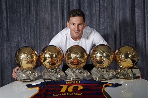 Leo Messi Ofrecerá El Quinto Fifa Balón De Oro Al Camp Nou