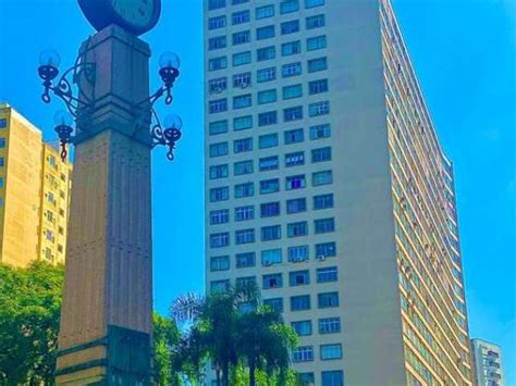 Apartamento na Rua Voluntários da Pátria 475 Centro Curitiba PR