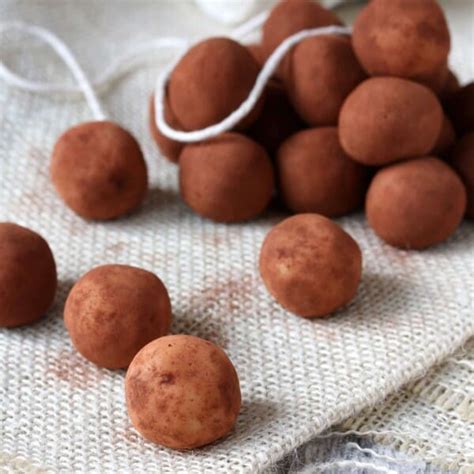 Marzipankartoffeln (Chocolate Dusted Marzipan Potatoes) - The Daring ...