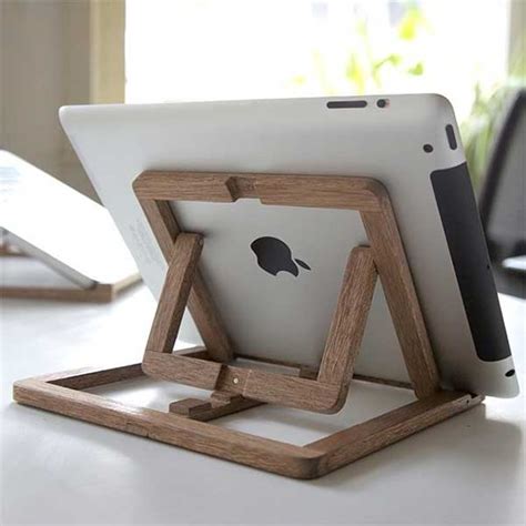 Обзор необычных подставок под IPad
