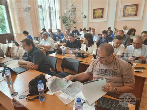 Общинският съвет в Кюстендил ще обсъди осигуряването на хранене за ученици от спортното училище