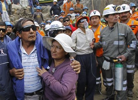 Perú Rescatan Sanos Y Salvos A Nueve Mineros Atrapados La República Ec