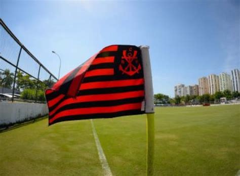 Notícia Jogador Do Flamengo Testa Positivo Para Covid 19 E é Isolado