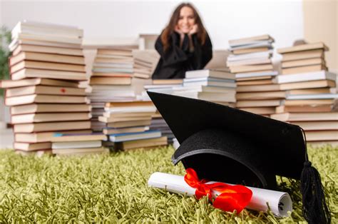 Perché hai bisogno di aiuto per scrivere la tua tesi aiutotesi online