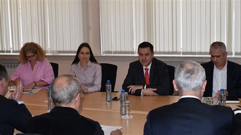 Министър Никола Стоянов се срещна с Асоциацията на организациите на