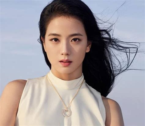 얼마나 예쁘길래2024 세계 미모1위 선정 가장 아름답다는 한국 연예인 드레스룩 뷰티는 내운명