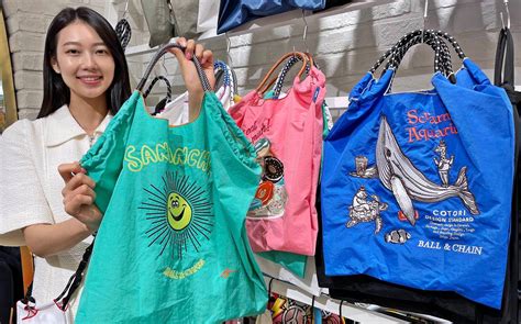 갤러리아百 “에코백으로 데일리룩에 포인트를 더해보세요” 한화갤러리아