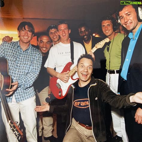 Bob Mortimer Wiki Biography Age Gallery Spouse And More