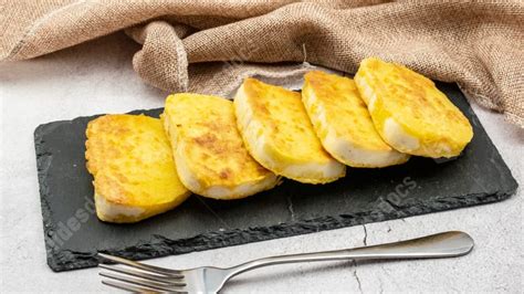 Food Breakfast Bread Slice Chart Powerpoint Background For Free Download Slidesdocs