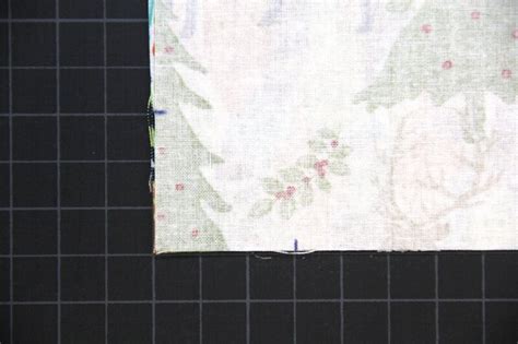 Easy Reversible Placemat With Rounded Corners — Crafty Staci