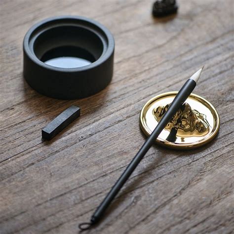 Inkstone Chinese Calligraphy Inkwell With Cover Storage Inks For