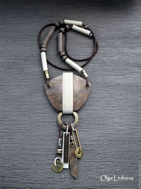 Подвеска из полимерной глины. | Polymer clay jewelry, Polymer clay ...