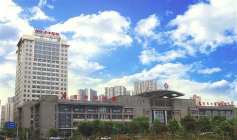 醫院變妓院，重慶三院劉松濤院長隨手攜帶保險套，和護士亂搞關係 每日頭條
