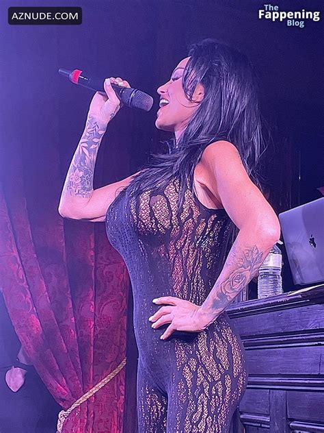Katie Price Sexy Sizzles Her Gorgeous Assets As She Performs At A Bar