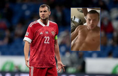 Rusk Reprezentace Se Zbavila Sv Ho Kapit Na Kv Li Sexu Ln Mu Videu Tn Cz