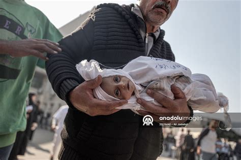 Israeli Attacks Resume At Gaza After Humanitarian Pause Anadolu Images