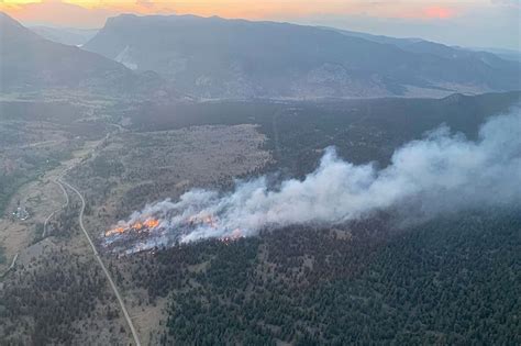 New Blaze Near Shetland Creek Wildfire Prompts Evacuation Alerts