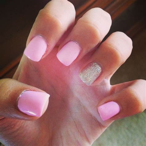 Pin By Lauren Grosso On Beauty Pink Gel Nails Designs Sparkle Gel