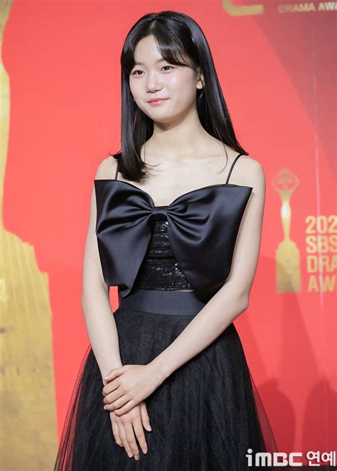 포토 유나 단아한 미소