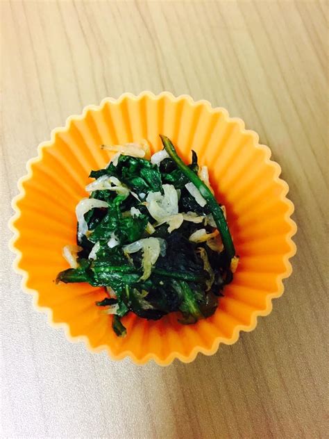 春菊と桜エビのオリーブオイル炒め By Jimaa 【クックパッド】 簡単おいしいみんなのレシピが396万品