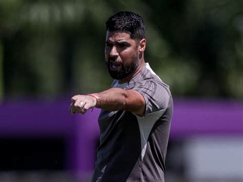 António Oliveira é O 18º Técnico Estrangeiro Do Corinthians Youtimao